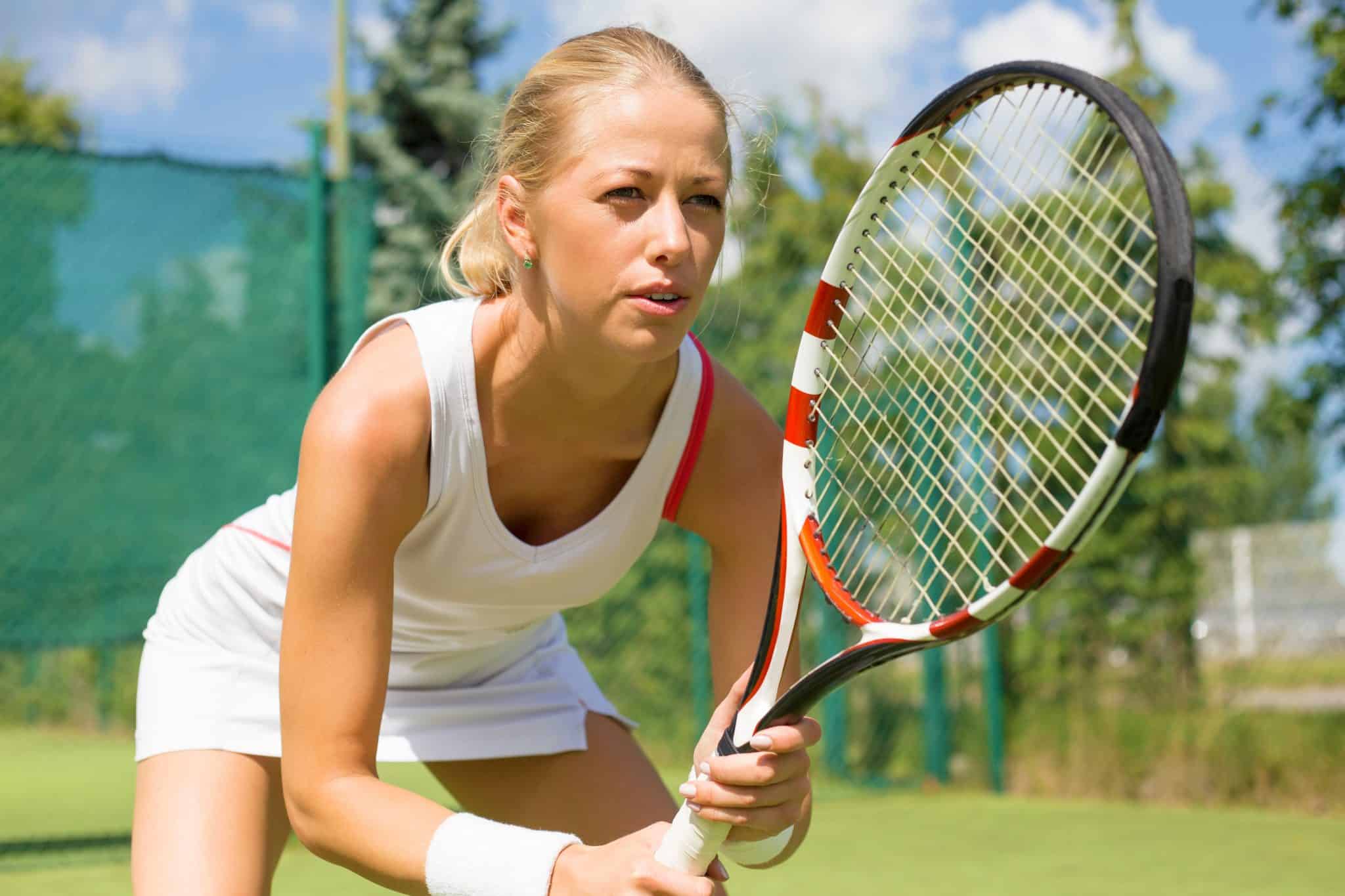 How to Hit a Tennis Forehand: Techniques, Grip, and Everything in ...